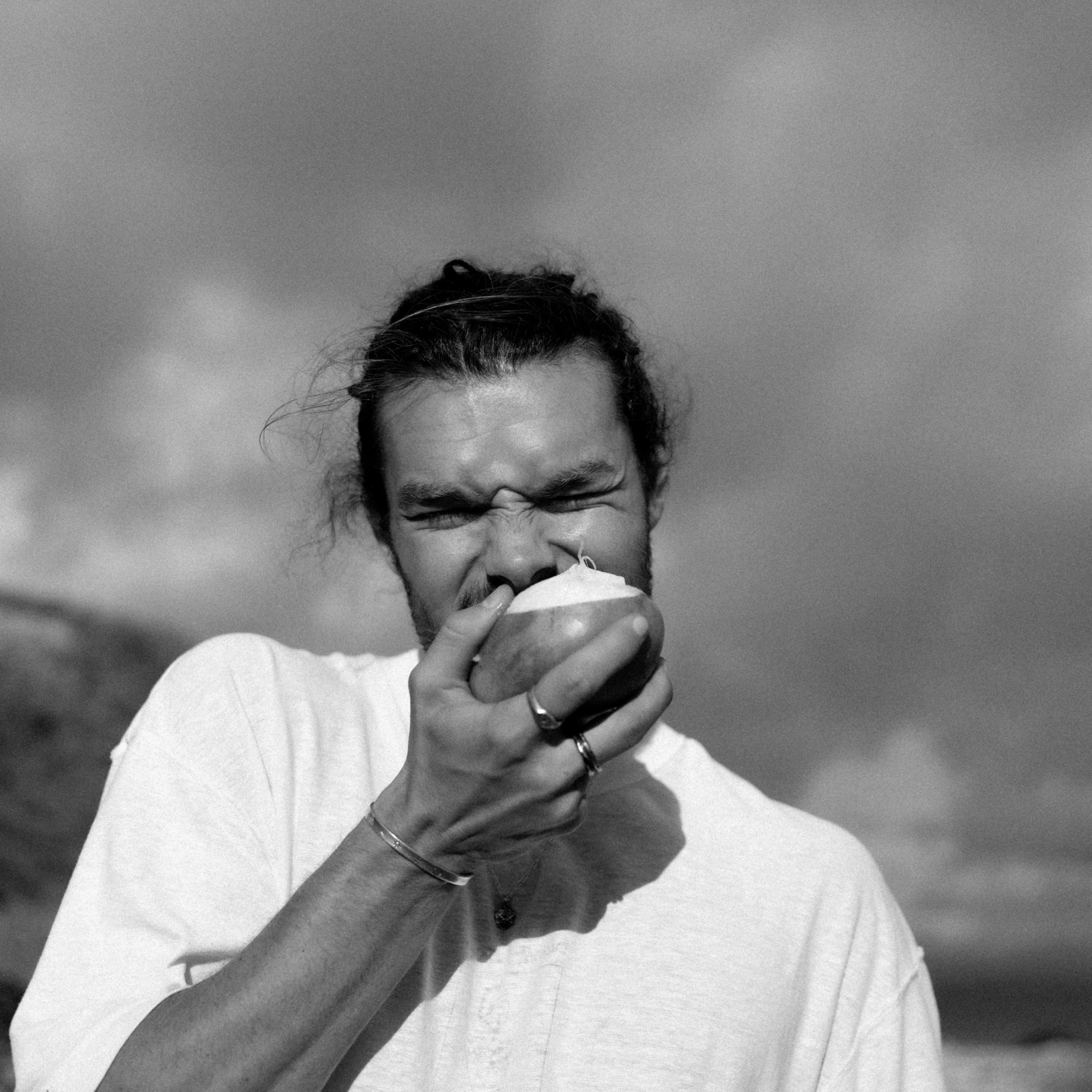 WELCOME EVERYTHING, ATTACH TO NOTHING – Merchants Of The Sun